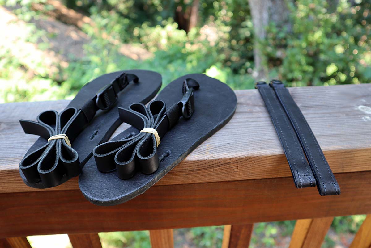 Black Classic Power Straps - High-Impact Activity Accessory for ...